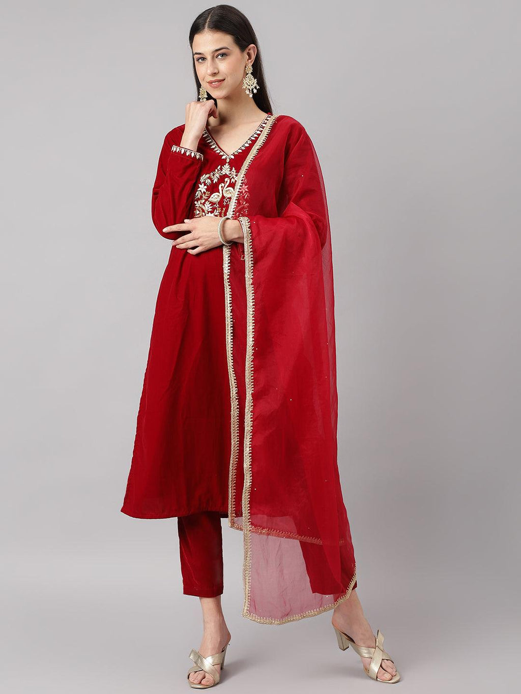 Divena Maroon Solid Velvet hand work Kurta pant With Organza Dupatta s ...